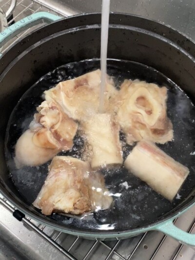 Seolleongtang (Korean Ox Bone Soup) - Stellanspice