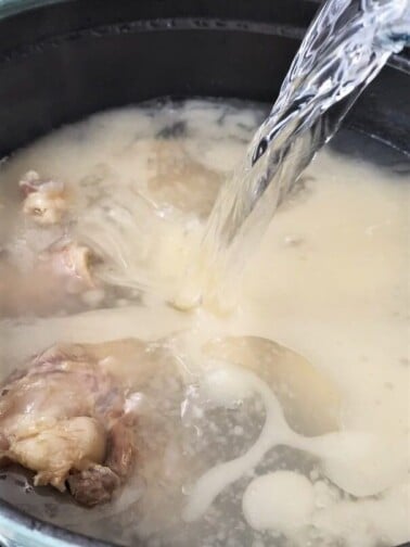 Seolleongtang (Korean Ox Bone Soup) - Stellanspice