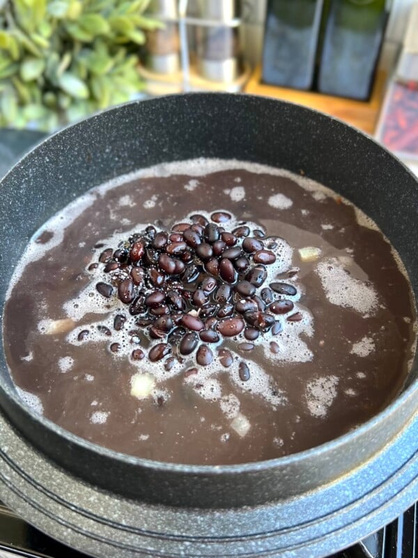 Congri (Cuban Black Beans & Rice) - Stellanspice