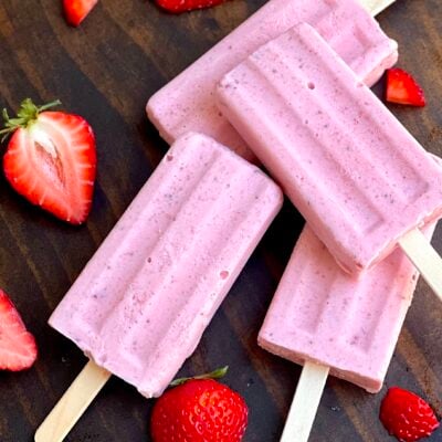 Creamy Strawberry Paletas - Stellanspice