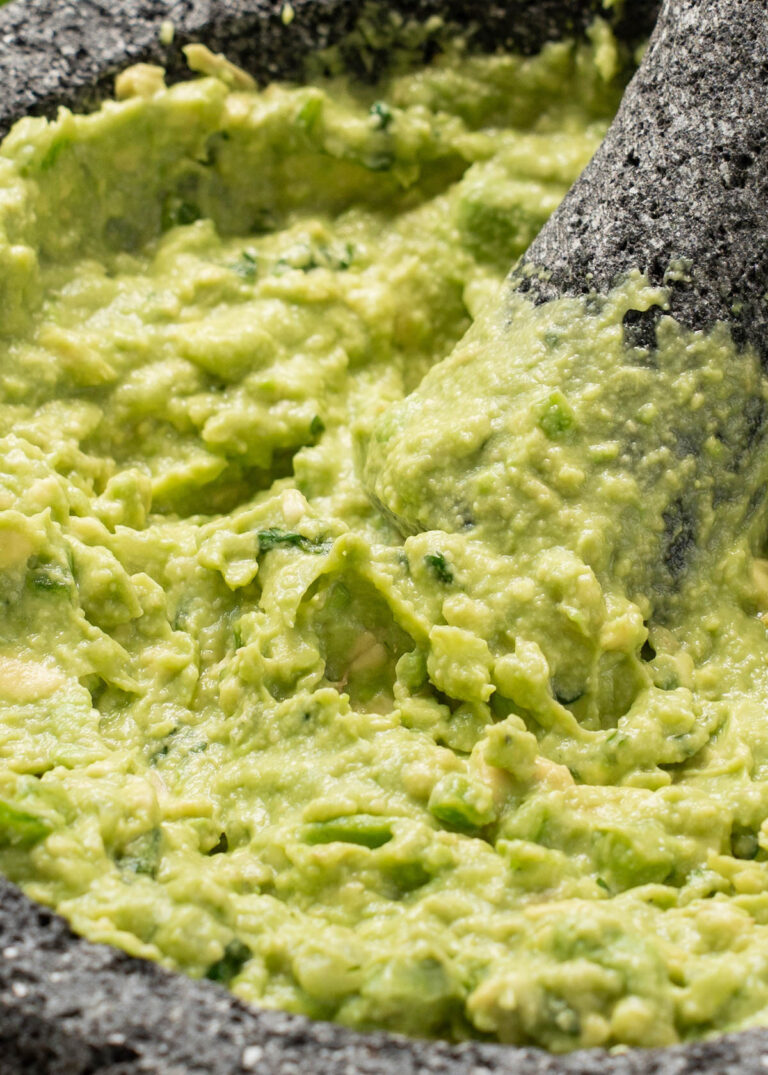 Authentic Guacamole Recipe - Stellanspice