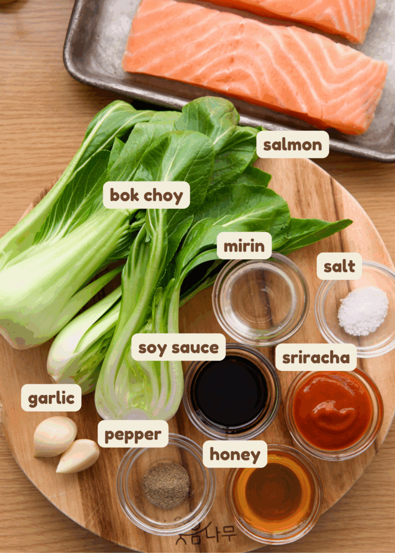 Honey Sriracha Salmon (Easy 20-Minute Recipe) - Stellanspice